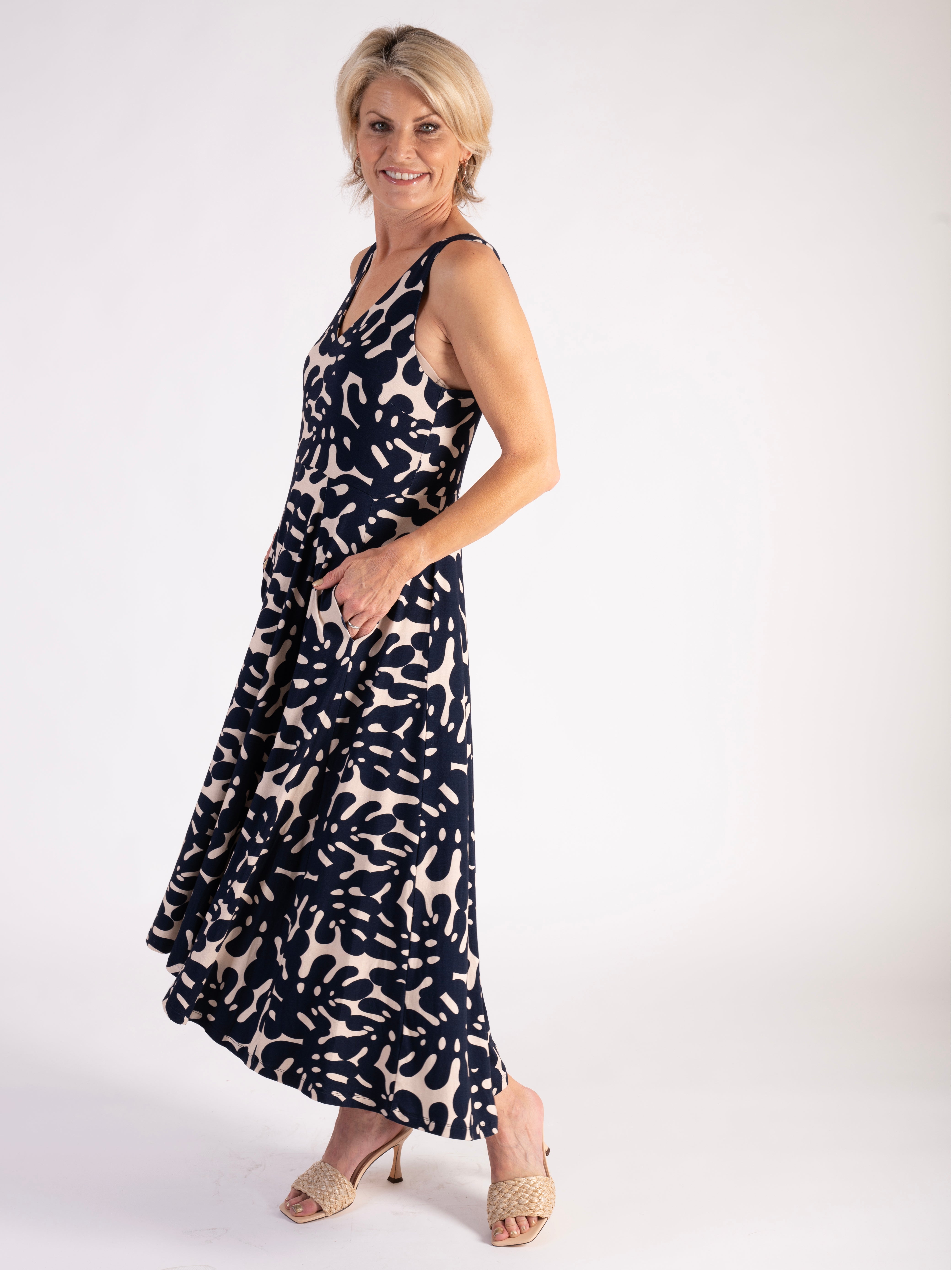 Plus Size Jersey Dresses | Chesca